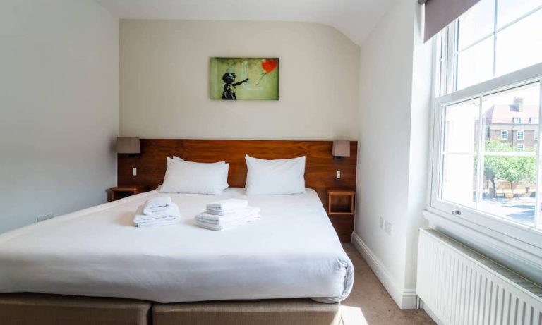 Stay Longer and Save | Chelsea Guest House | London, UK
